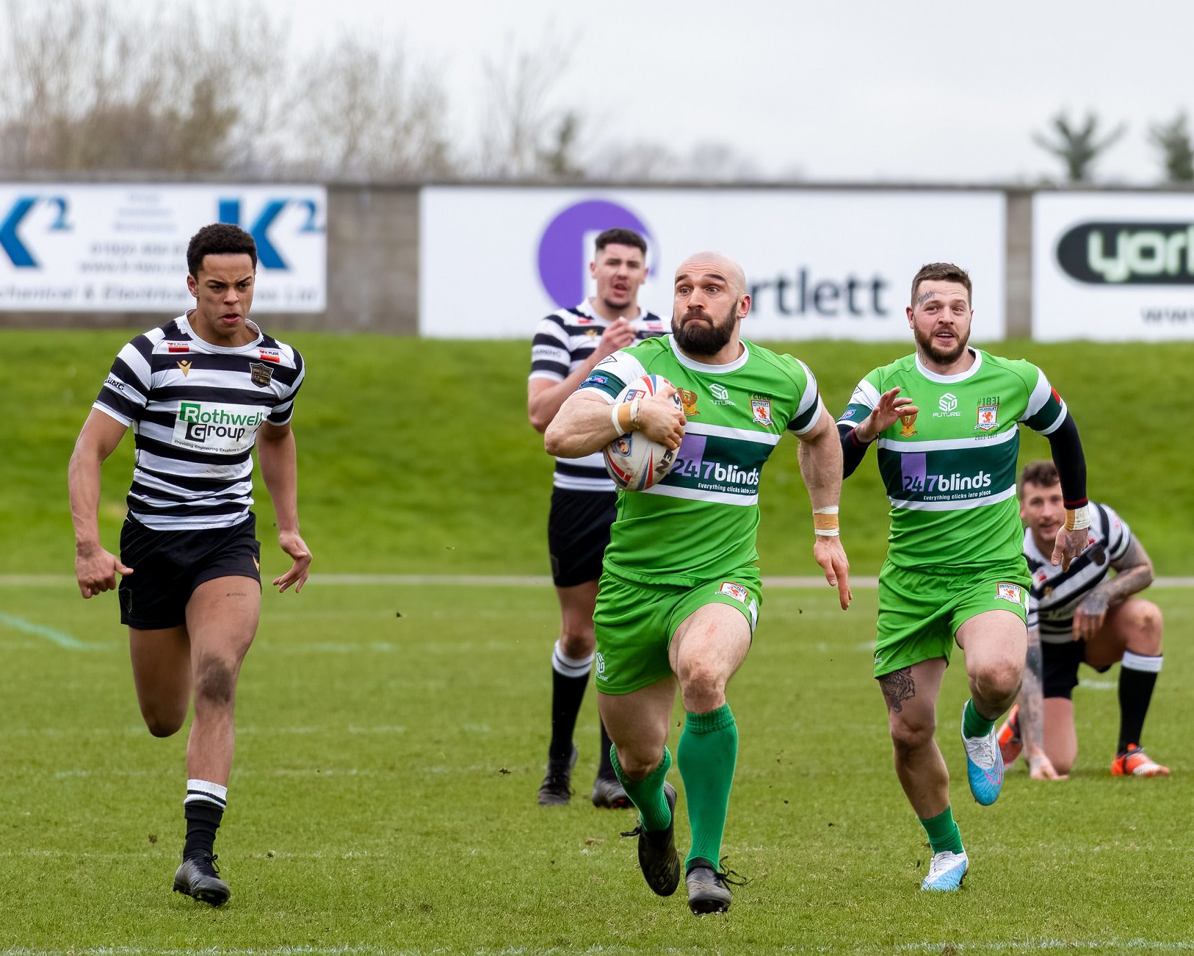 Clinical Hunslet progress in the Challenge Cup - Hunslet RLFC